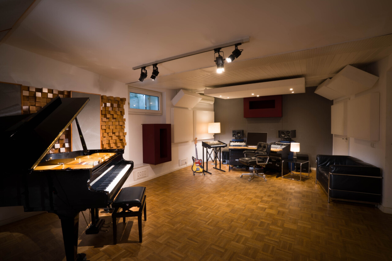 Songwriting, Vocal & Podcast Recording in Berlin | Studio C